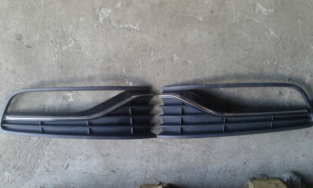 Kratka Zderzaka Chrom VW Polo 6C0 Highline - 7758804708 - oficjalne ...