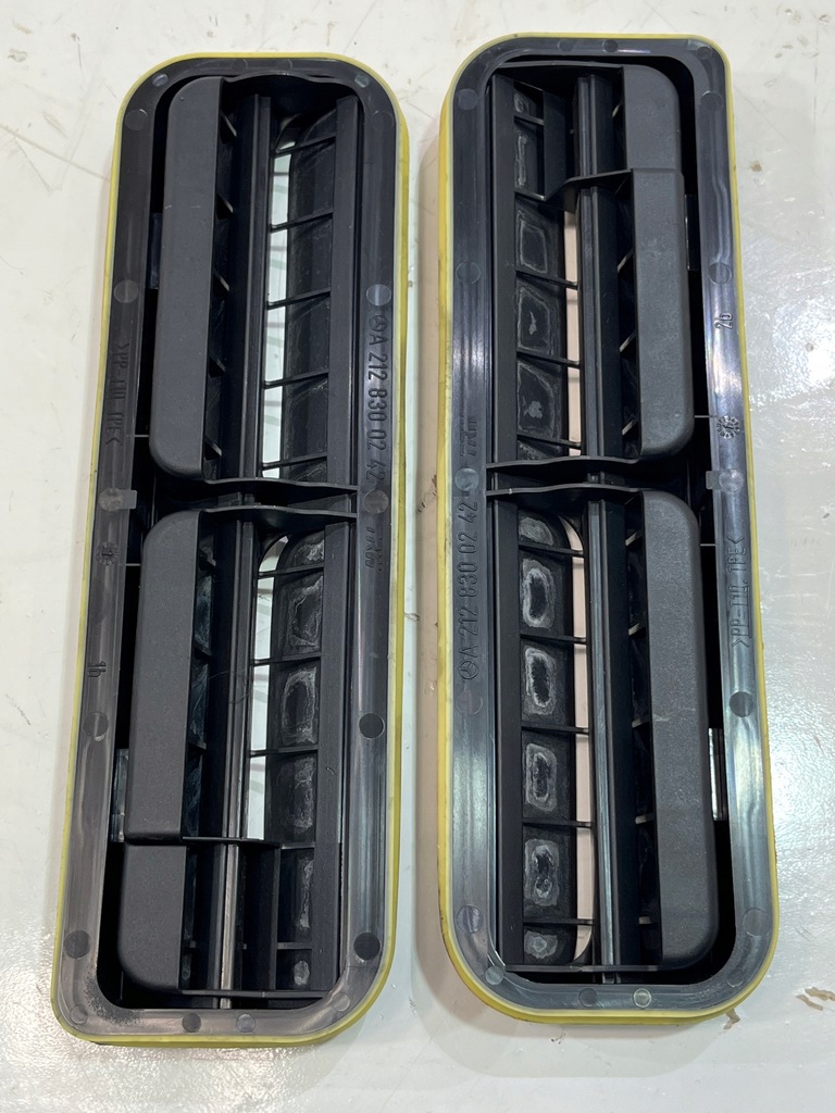 KRATKA WENTYLACYJNA BAGAŻNIKA MERCEDES W207 - 13324239496 - oficjalne ...