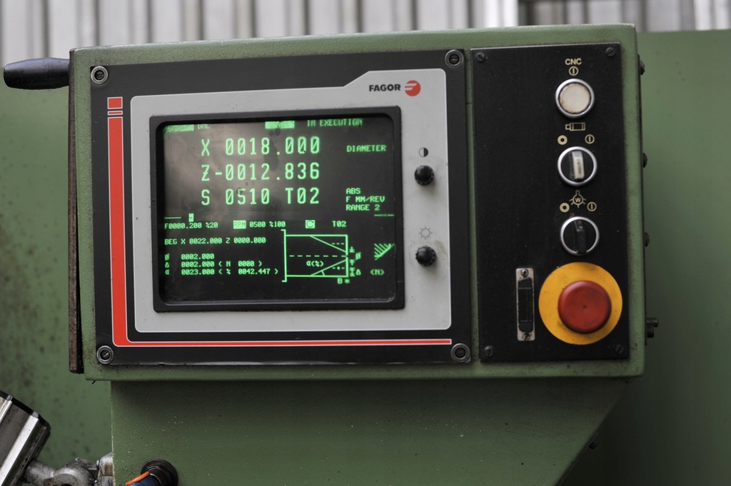 Купить Токарный станок с ЧПУ - FAT TUR 560 MN Fagor 800T: отзывы, фото ...