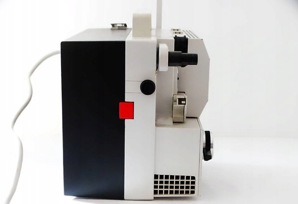 PROJEKTOR EUMIG MARK S 807 D SUPER - STANDARD 8MM - 13595324417 - oficjalne archiwum Allegro