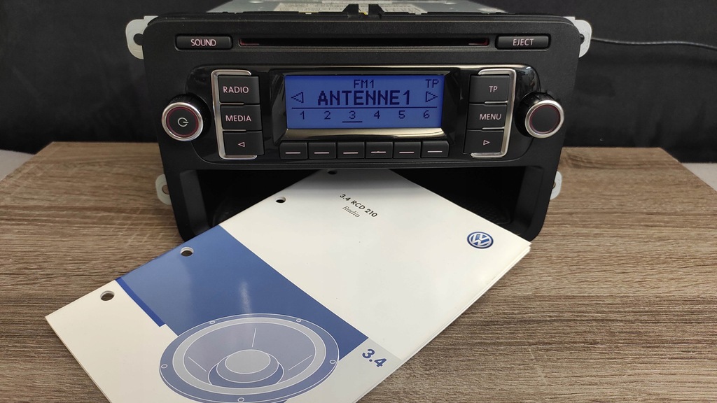 Idealne RADIO MP3 VW RCD 210 T5 lift Caddy Golf Passat Touran Tiguan - 14019668942 - oficjalne ...
