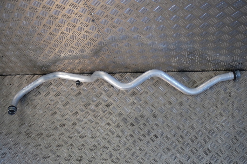 RURA WODY CHLODZENIA PORSCHE 992 992121567 - 12064345382 - oficjalne ...