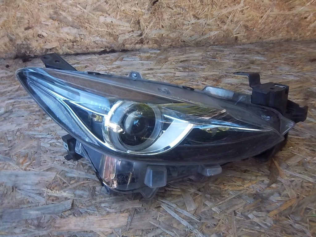 LAMPA MAZDA 3 PRAWA PRZÓD - 12736679837 - oficjalne archiwum Allegro