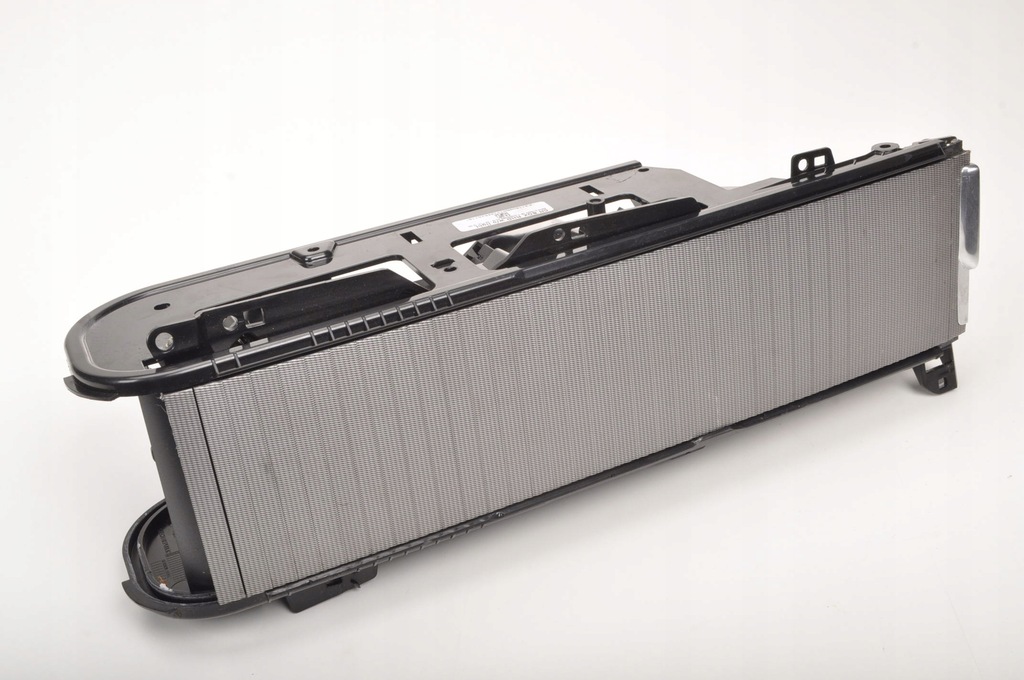 VOLVO XC60 II ROLETA UCHWYT NA KUBEK 32226587 - 12132815179 - oficjalne ...