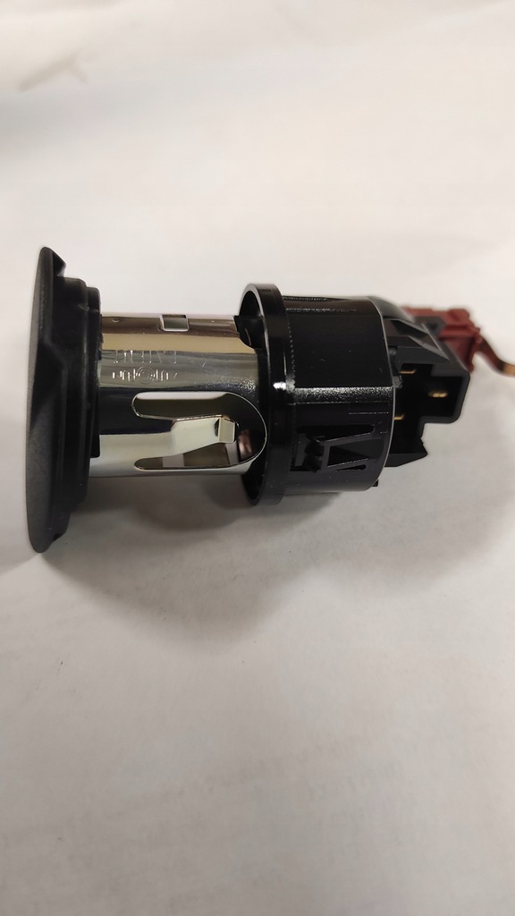 Wtyczka / gniazdo zapalniczki Mercedes-Benz - 12041858048 - oficjalne ...