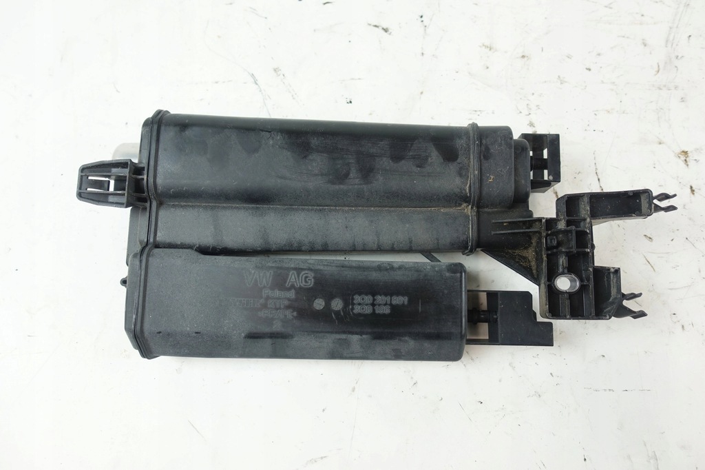 VW Passat B8 filtr węglowy 3Q0201801 - 11694246771 - oficjalne archiwum ...