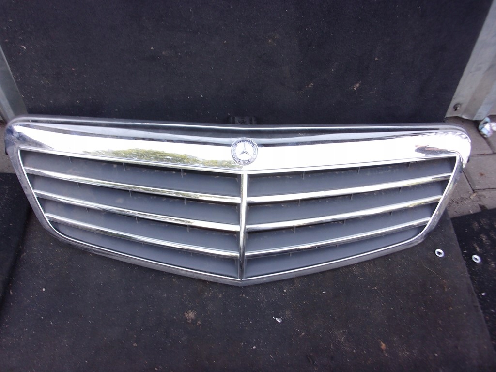 MERCEDES W212 GRILL ATRAPA CHŁODNICY A2128800183 - 12623614629 ...