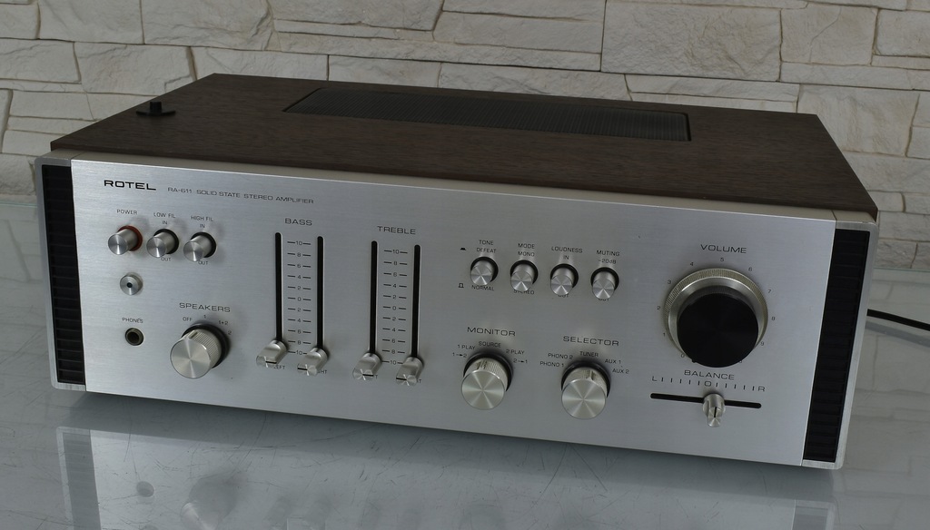 Купить ROTEL RA-611 Винтажный стереоусилитель: отзывы, фото и ...