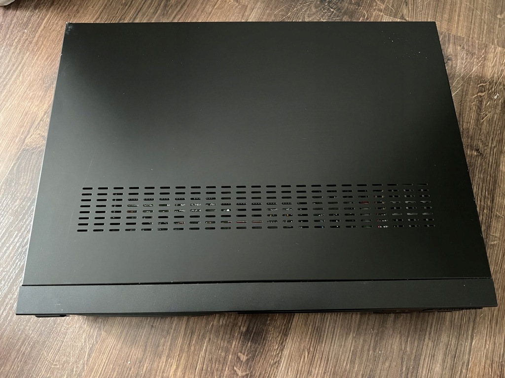 Jednostka Commodore CDTV - CD-1000 sprawna, bardzo ładna - 15383530414 ...