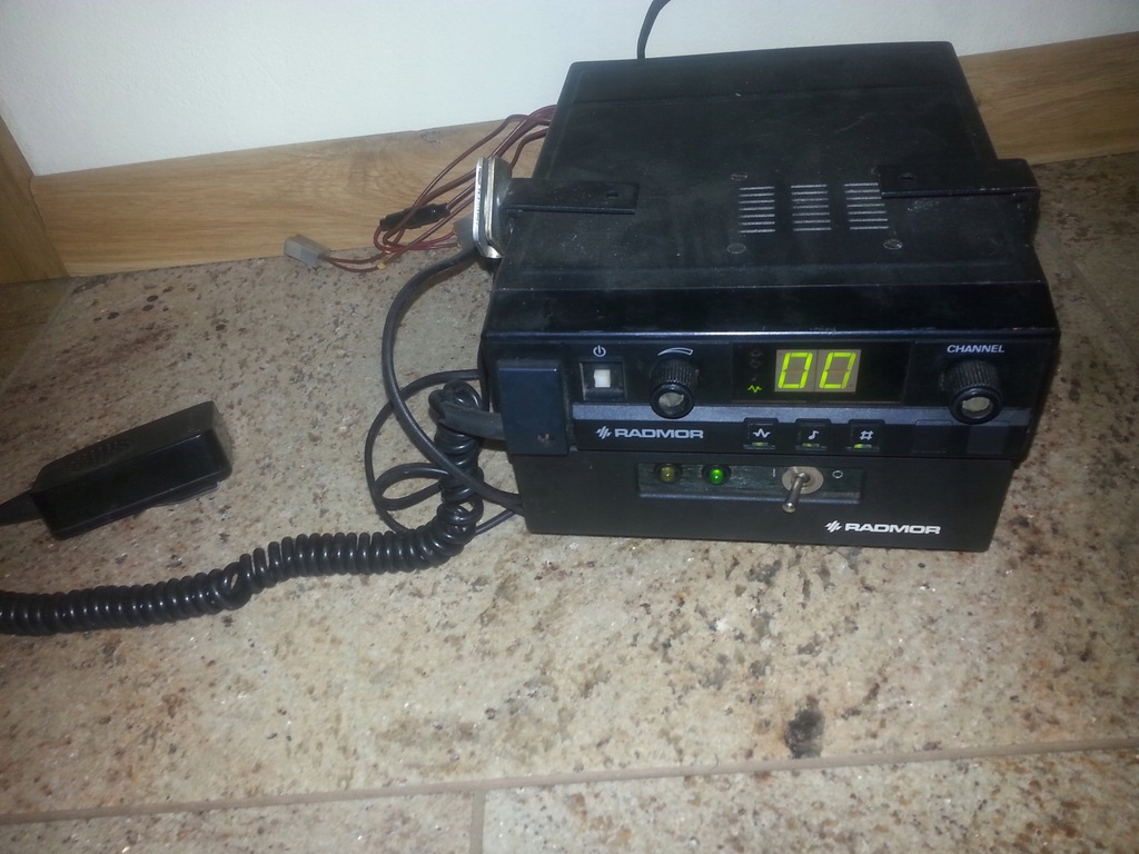 RADIOTELEFON RADMOR 3035 Z ZASILACZEM 3077/2 - 7827200529 - oficjalne ... RADIOTELEFON RADMOR 3035 Z ZASILACZEM 3077/2 - 7827200529 - oficjalne ...