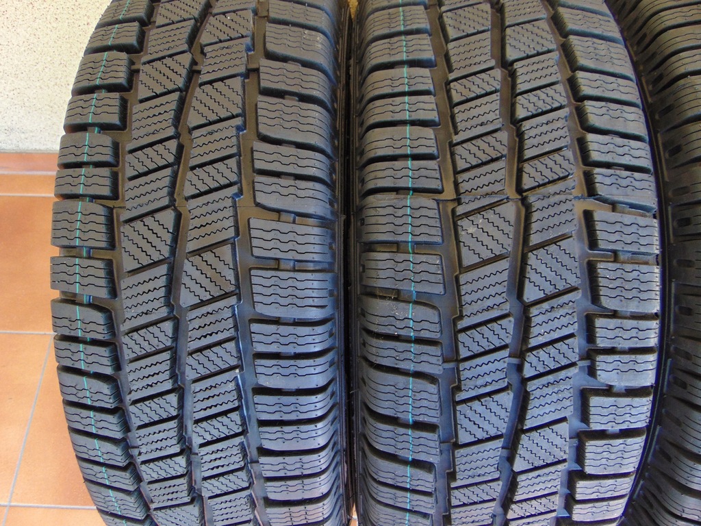 2x Opony bieżnik. 225/70 15 C zimowe BUS DOSTAWCZE - 12605338840 - oficjalne archiwum Allegro