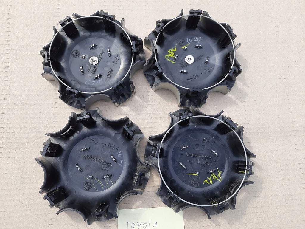 DEKIELKI DEKIELEK ORYGINALNY TOYOTA 4260B-0K030 - 12205782104 ...