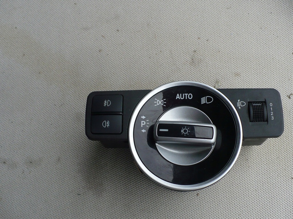 Przełącznik świateł Mercedes W204 A2049053003 - 12791251896 - oficjalne ...