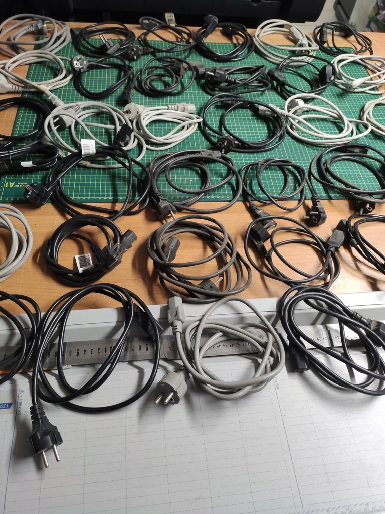 Kabel Przewód zasilający do Komputera Monitora AGD - 13410875235 - oficjalne archiwum Allegro