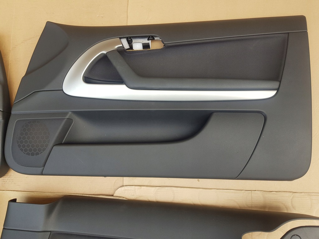AUDI A3 8P 3D BOCZKI DRZWI TAPICERKA KOMPLET - 12681713245 - oficjalne archiwum Allegro