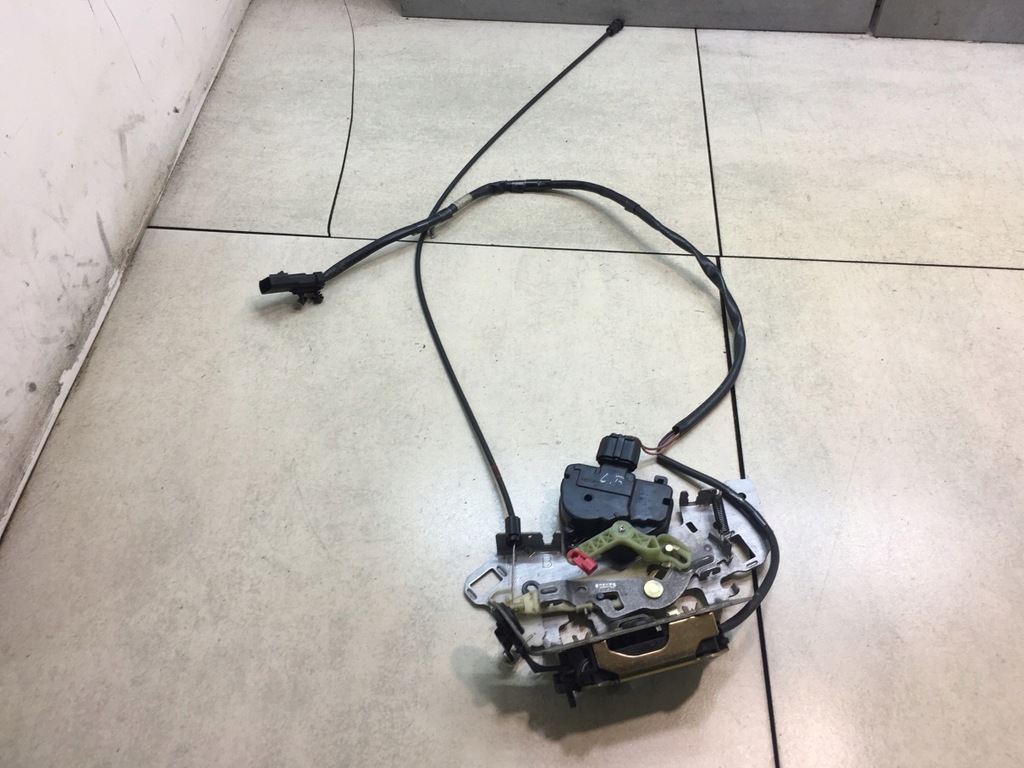 ZAMEK DRZWI PRZESUWNYCH LEWY VOYAGER IV 4 PIN - 12423258256 - oficjalne archiwum Allegro