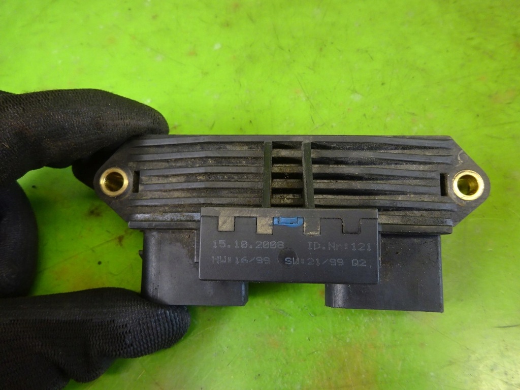 Przekaźnik świec żarowych MERCEDES W163 ML 4.0 CDI - 12273458744 ...