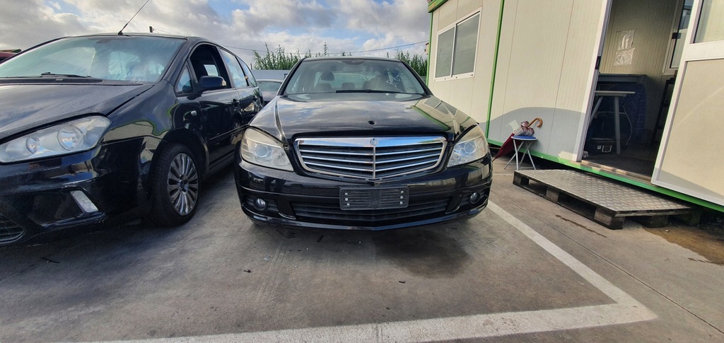 MERCEDES W204 C-KLASA REFLEKTOR LEWY LAMPA EUROPA - 11795360629 ...