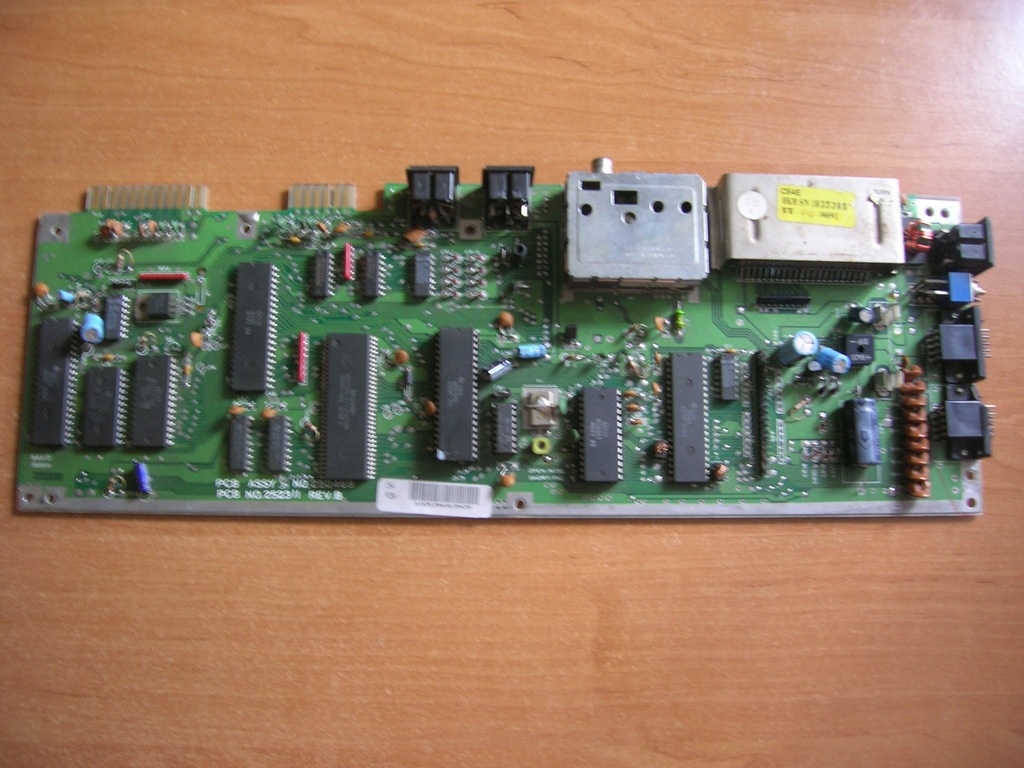 Płyta główna Commodore C-64 No. 2523 II Rev.B - 12541264547 - oficjalne ...