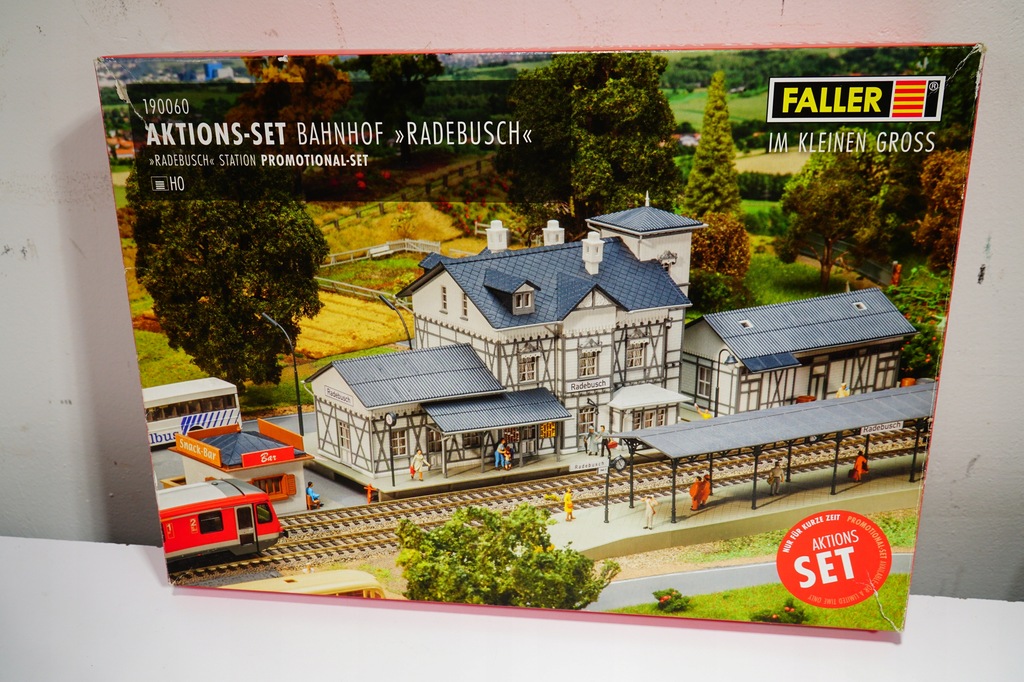 Makieta Faller Dworzec 190060 Skala H0 1:87 - 14966496105 - oficjalne ...