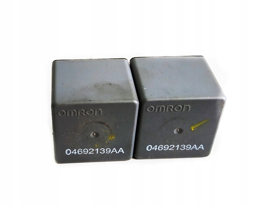 PRZEKAŹNIK DODGE CHRYSLER 04692139AA OMRON - 8535432053 - oficjalne ...