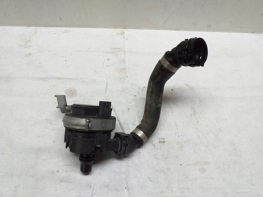 MERCEDES DODATKOWA POMPA WODY - 13839396119 - oficjalne archiwum Allegro