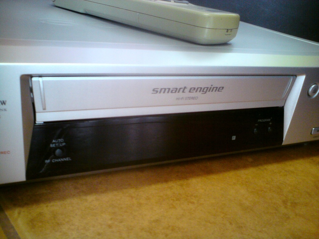 Купить Видео VHS Sony SLV-SE710 стерео + пульт ДУ: отзывы, фото и ...