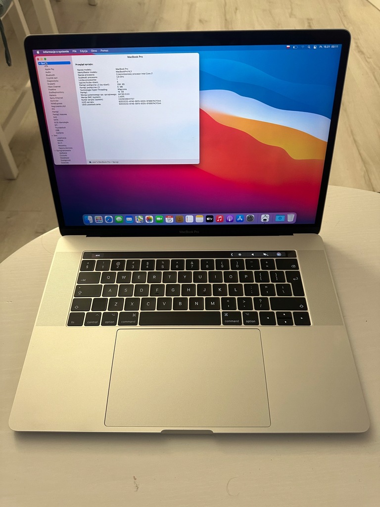 MacBook Pro A1707 15,4 " Intel Core i7 16 GB / 256 GB - 14573693868 - oficjalne archiwum Allegro