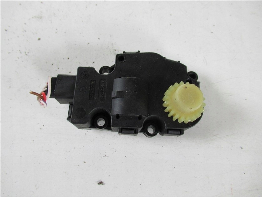 SILNICZEK NAGRZEWNICY AUDI A4 B8 08-15 R K9749006 - 8637358589 ... SILNICZEK NAGRZEWNICY AUDI A4 B8 08-15 R K9749006 - 8637358589 ...