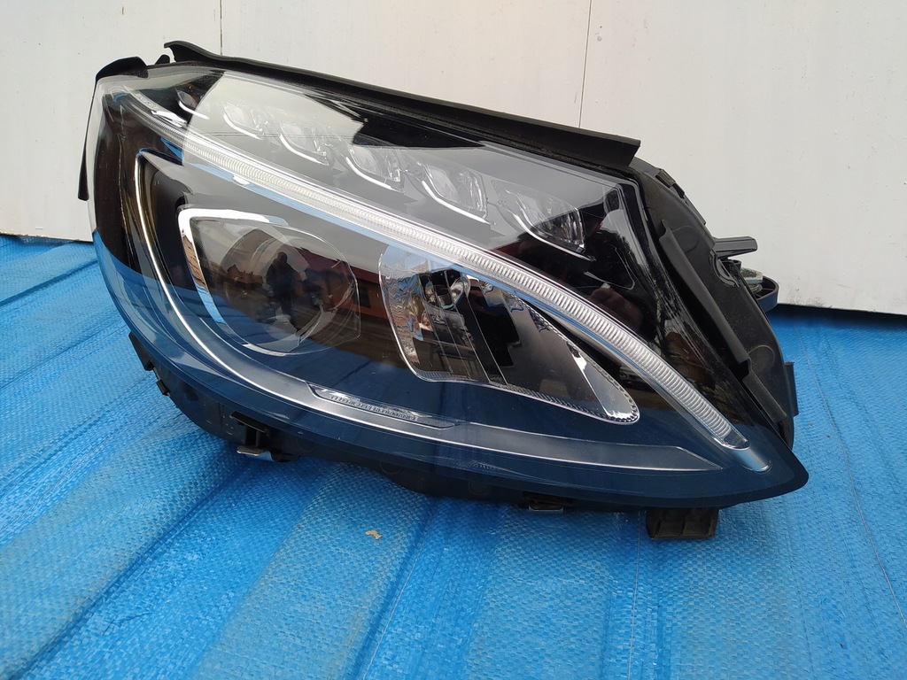 MERCEDES C KLASA W205 LAMPA PRAWA PRZÓD LED HIGH PERFROMANCE ...