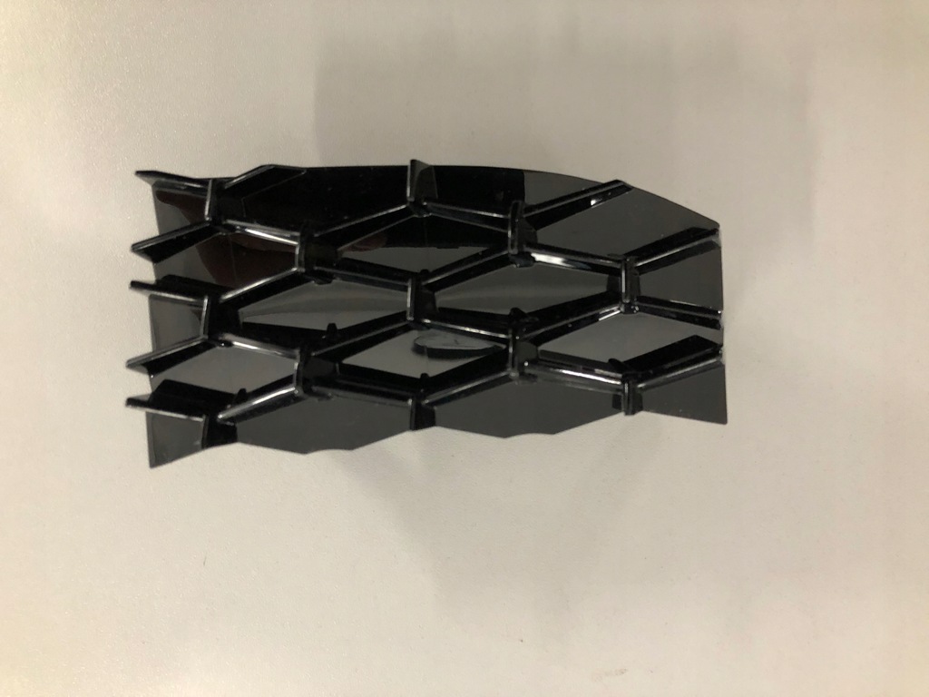 Oryginalna lewa zaślepka grilla Mazda3 BP - 11124649282 - oficjalne ...