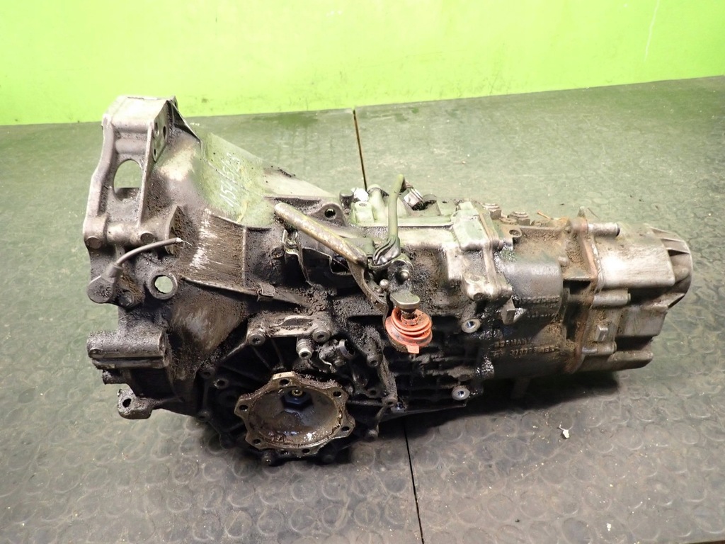 Skrzynia biegów AUDI A6 C5 AEK 2.5 TDI 98r PASSAT B5 A4 B6 6 BIEGÓW - 15057122040 - oficjalne ...