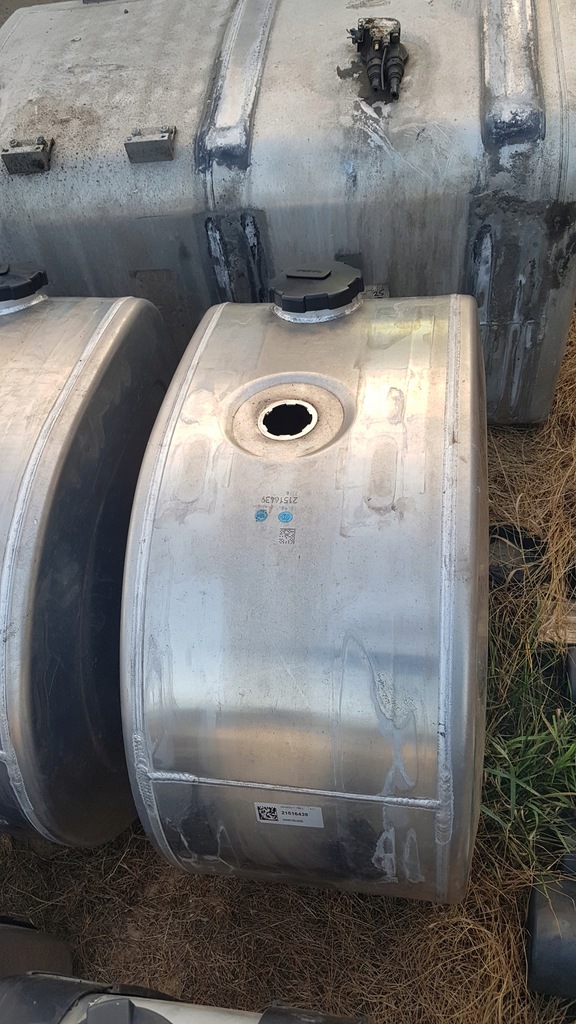 VOLVO FH FM ZBIORNIK PALIWA NOWY 150L - 7761745684 - oficjalne archiwum ...