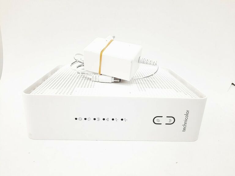 ROUTER TECHNICOLOR CGA2121 - 11753616254 - oficjalne archiwum Allegro