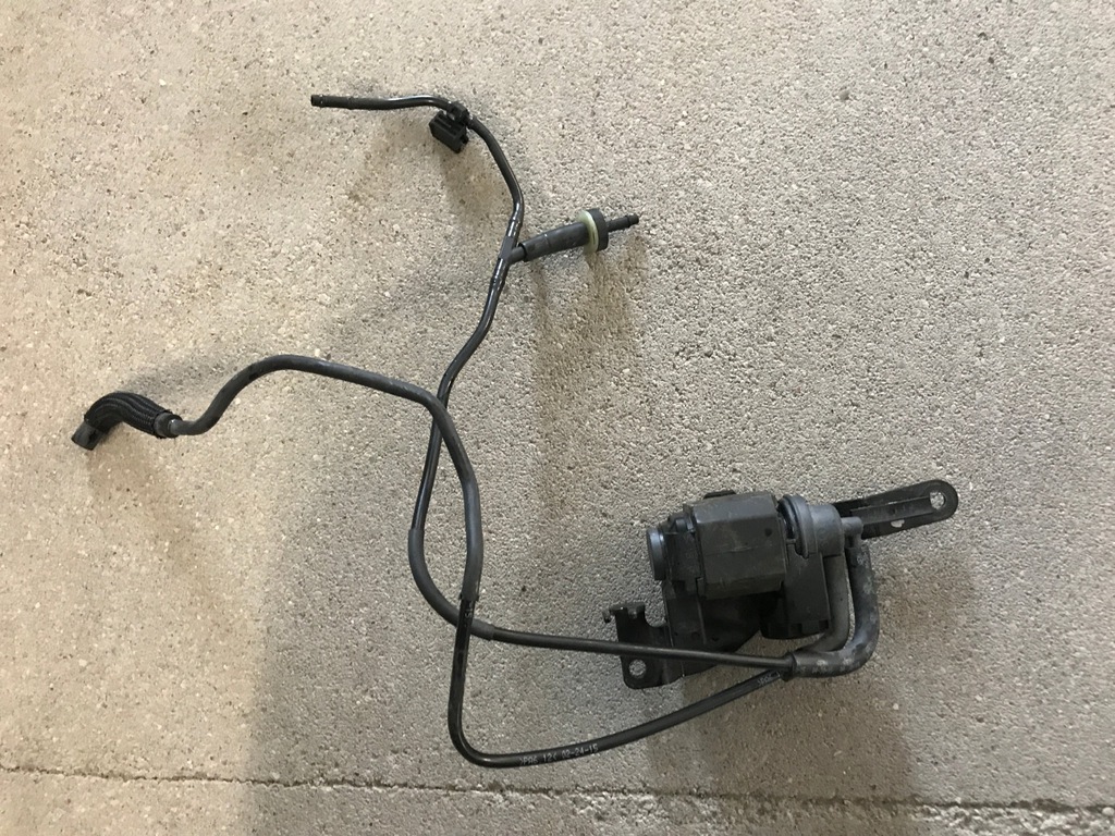 Zawór podciśnienia AUDI Q5 059906609D 059906609B - 6814771511 ...