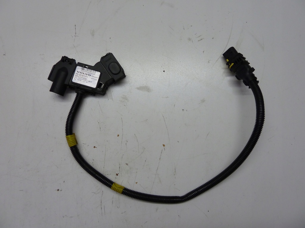 VOLVO FH NOWA KLEMA AKUMULATORA 22767571 - 8947110670 - oficjalne ...