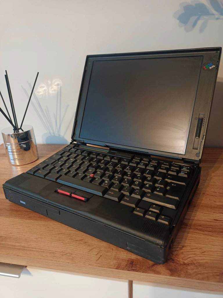 Stary Laptop Lenovo ThinkPad 760EL retro 133MHz - 13579586533 ...