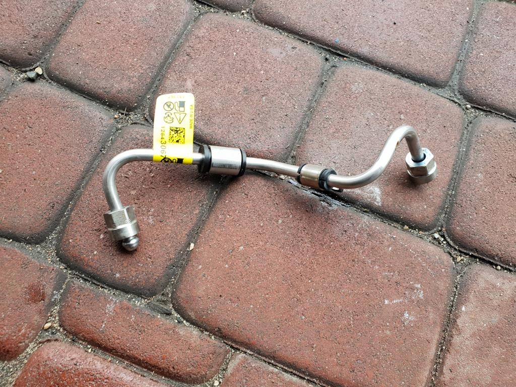Przewód paliwowy 1.4T Opel Astra K 5 V 12643067 - 7465131611 ...