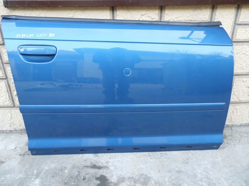 DRZWI PRAWY PRZÓD PRZEDNIE AUDI A3 8P LIFT 5D LX5V - 8859688801 - oficjalne archiwum Allegro