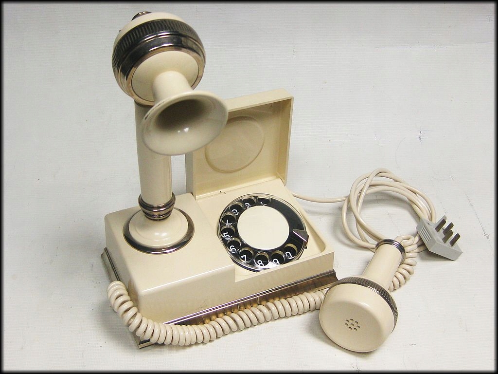 Telefon MALWA aparat telefoniczny Retro z PRL - 8675809263 - oficjalne ...