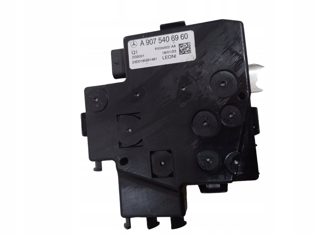 MODUŁ STEROWNIK SKRZYNKA BEZPIECZNIKÓW MERCEDES SPRINTER W907 W 907 - 15138099047 - oficjalne ...