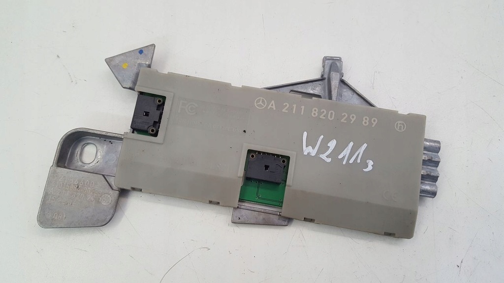 Wzmacniacz anteny 2118202989 Mercedes W211 - 10593237998 - oficjalne ...