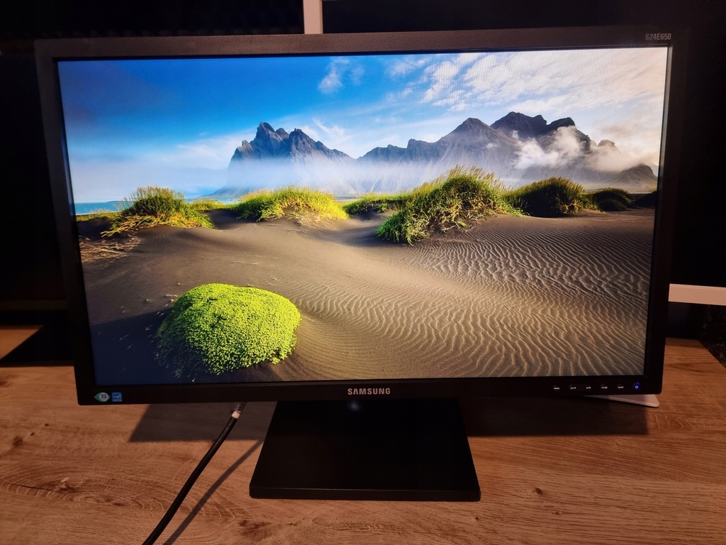 Monitor LED Samsung S24E650PL 24" 1920x1080px IPS - 14062514270 ...