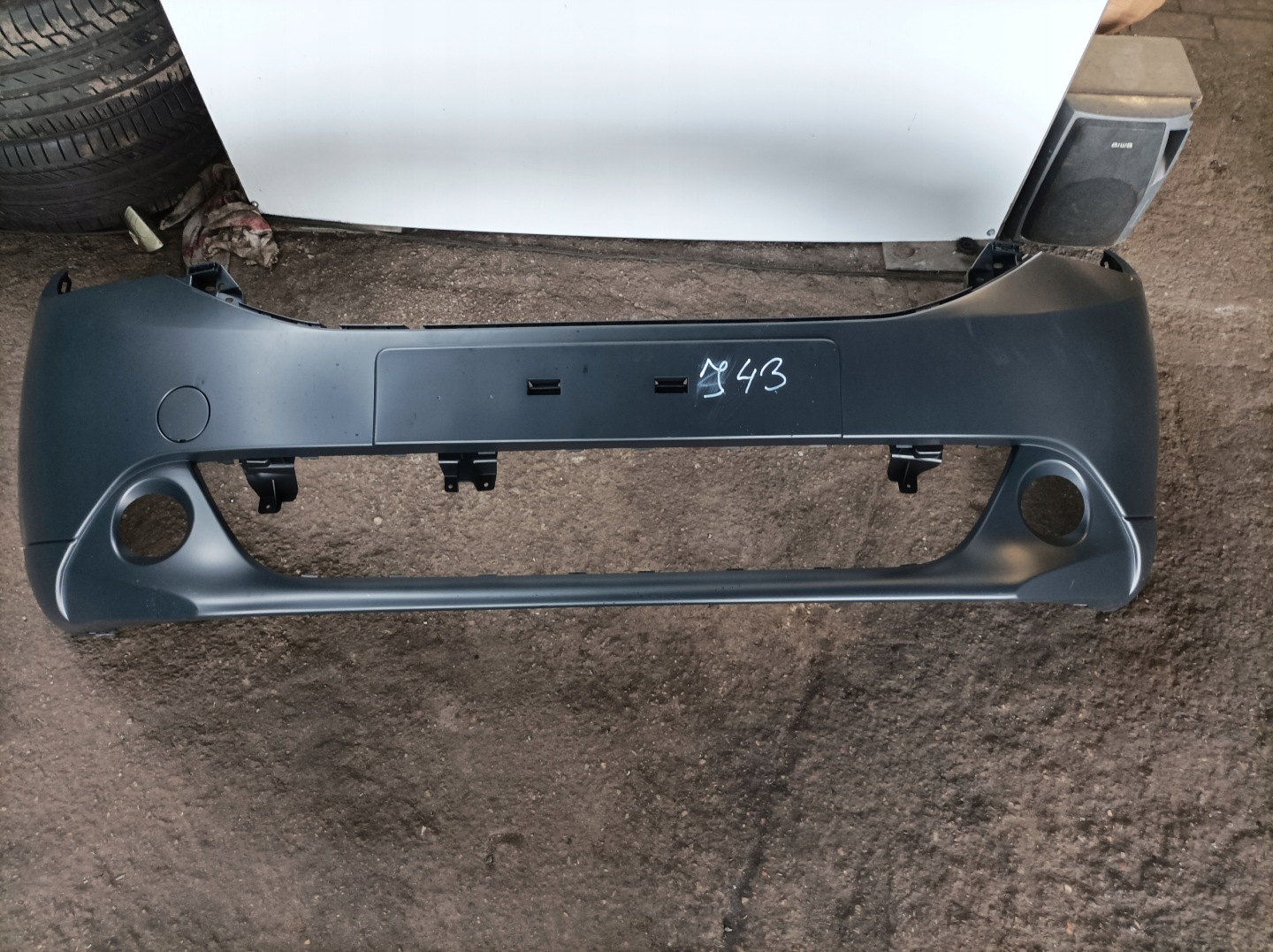 Dacia oe 620223689r bumper bar painted - Car part Online XDALYS