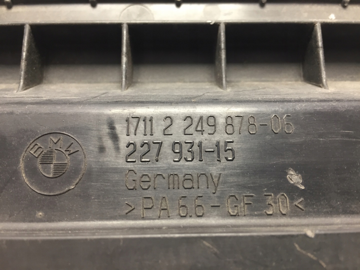 BMW E65 CASING COVER COVER CHLODNIC 2249878