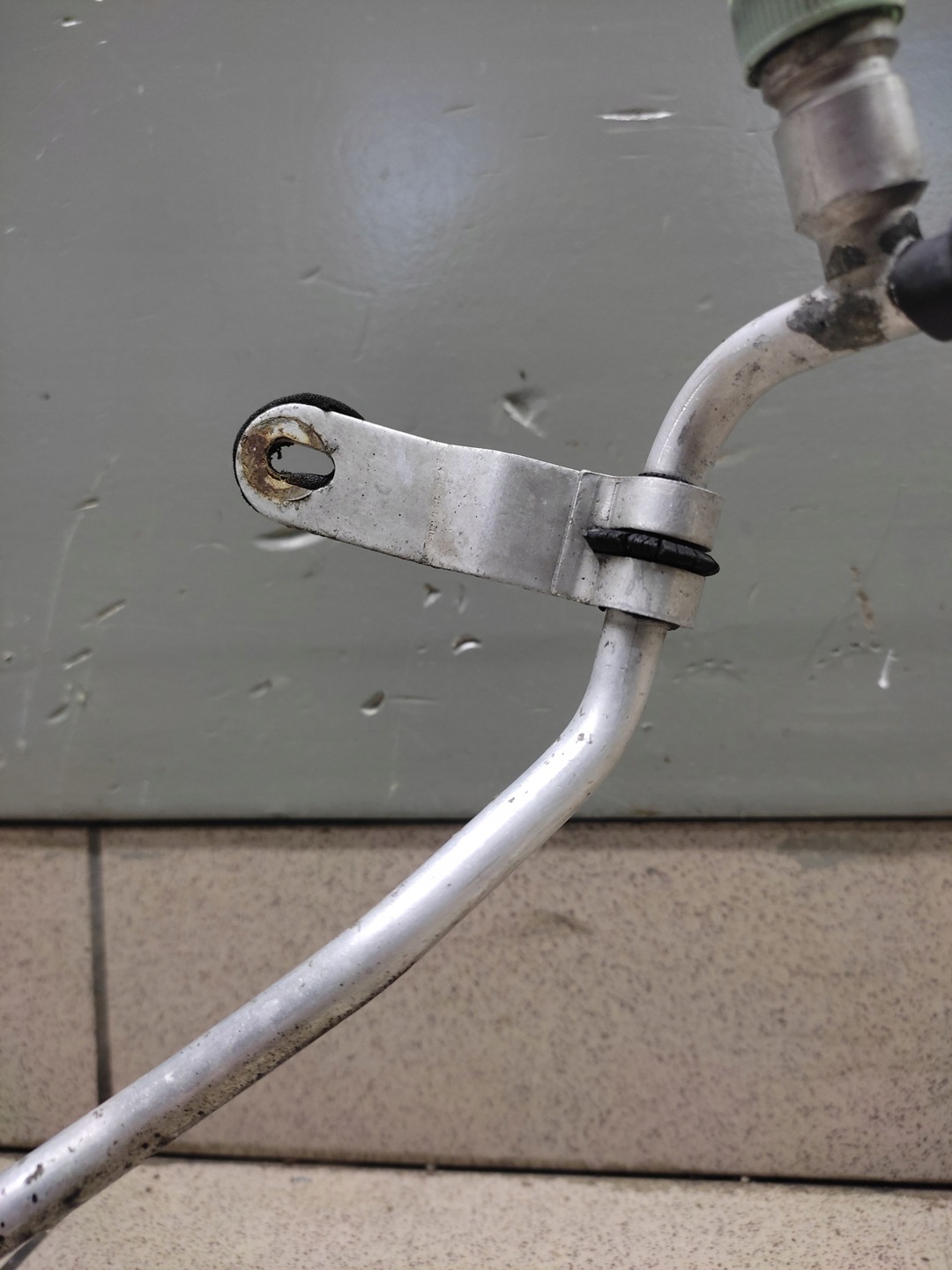 Chevrolet lacetti 1.6 air conditioning pipe 96554363 - Online car parts ...