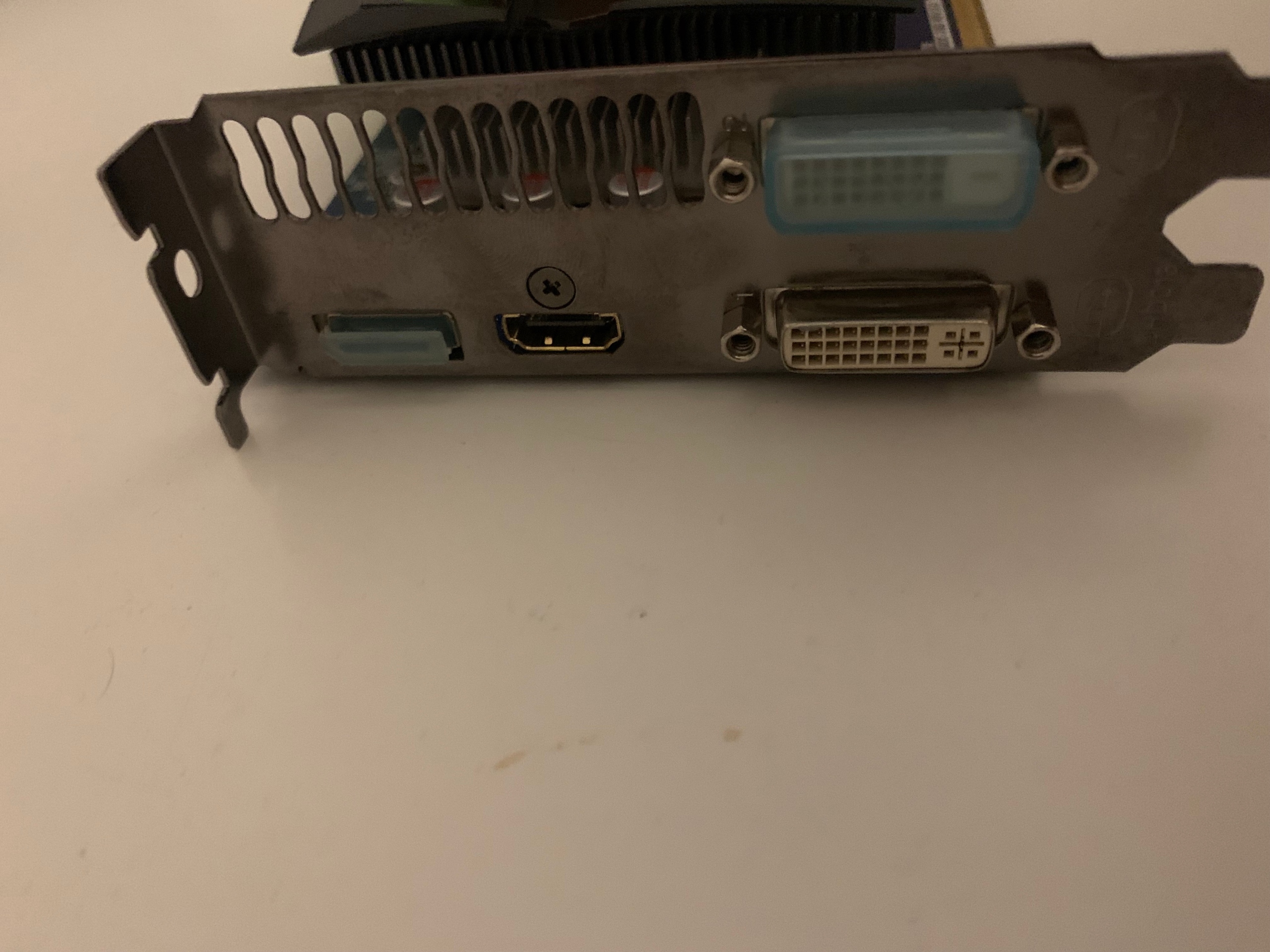 Відеокарта amd radeon r7 200 серія 2gb - купити в DARSTAR