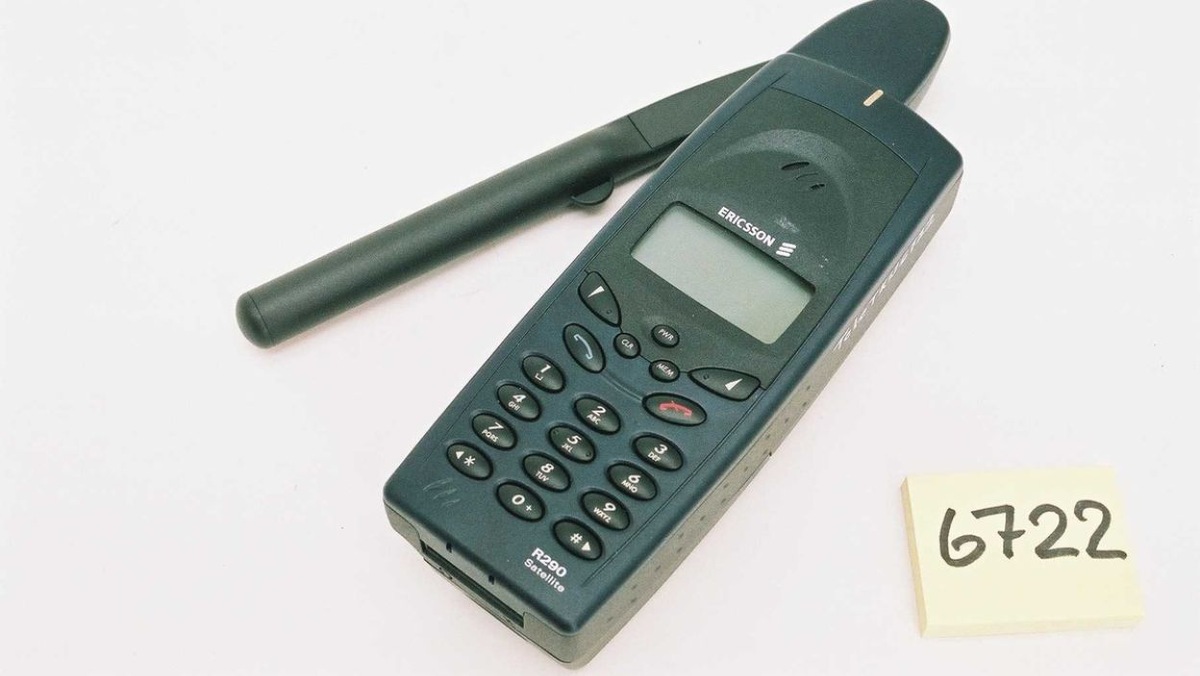 Stary telefon komórkowy może być wart fortunę! Poznaj 15 ...