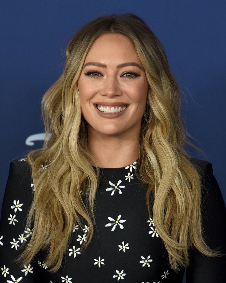 Hilary Duff – jak się zmieniła na przestrzeni lat? Pamiętacie tę ...