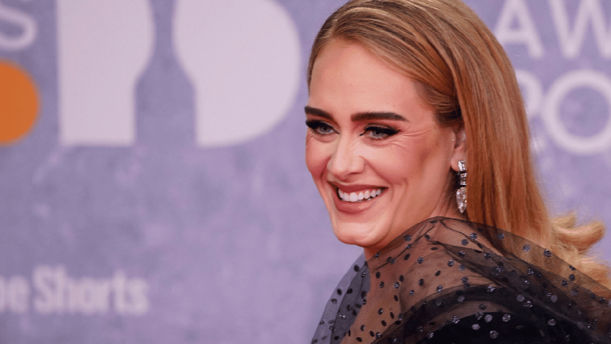 Adele i jej sekret urody. Poznaj jej tajemne sposoby na piękną skórę i elegancki makijaż ...